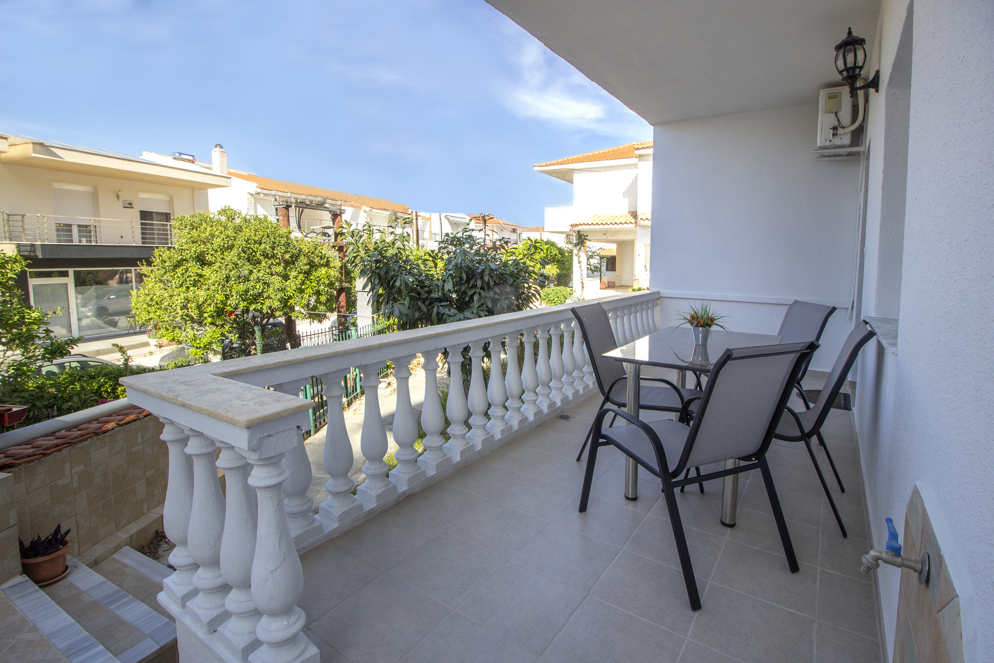 Family apartment 1st floor 40m2 (with connecting door) (building 2 ...